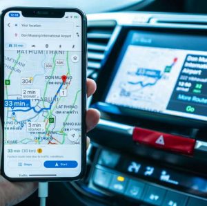 Can I Display Google Maps on My Car Screen? • SW1 Radio